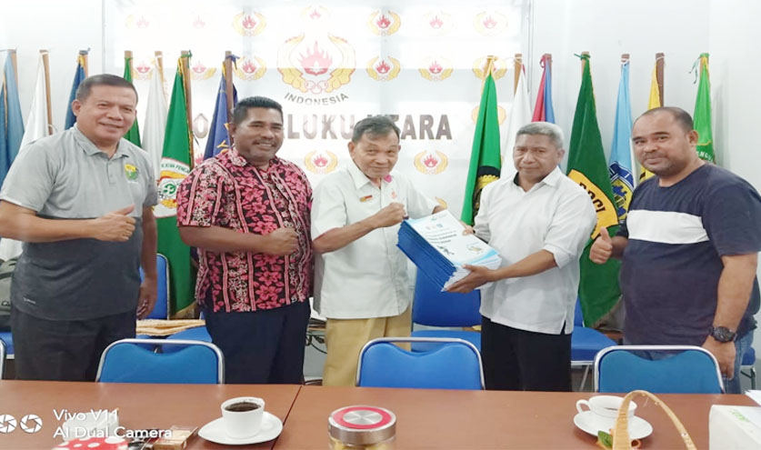 Sepak Bola dan Tinju Diberi Waktu Tiga Hari | Borero.id